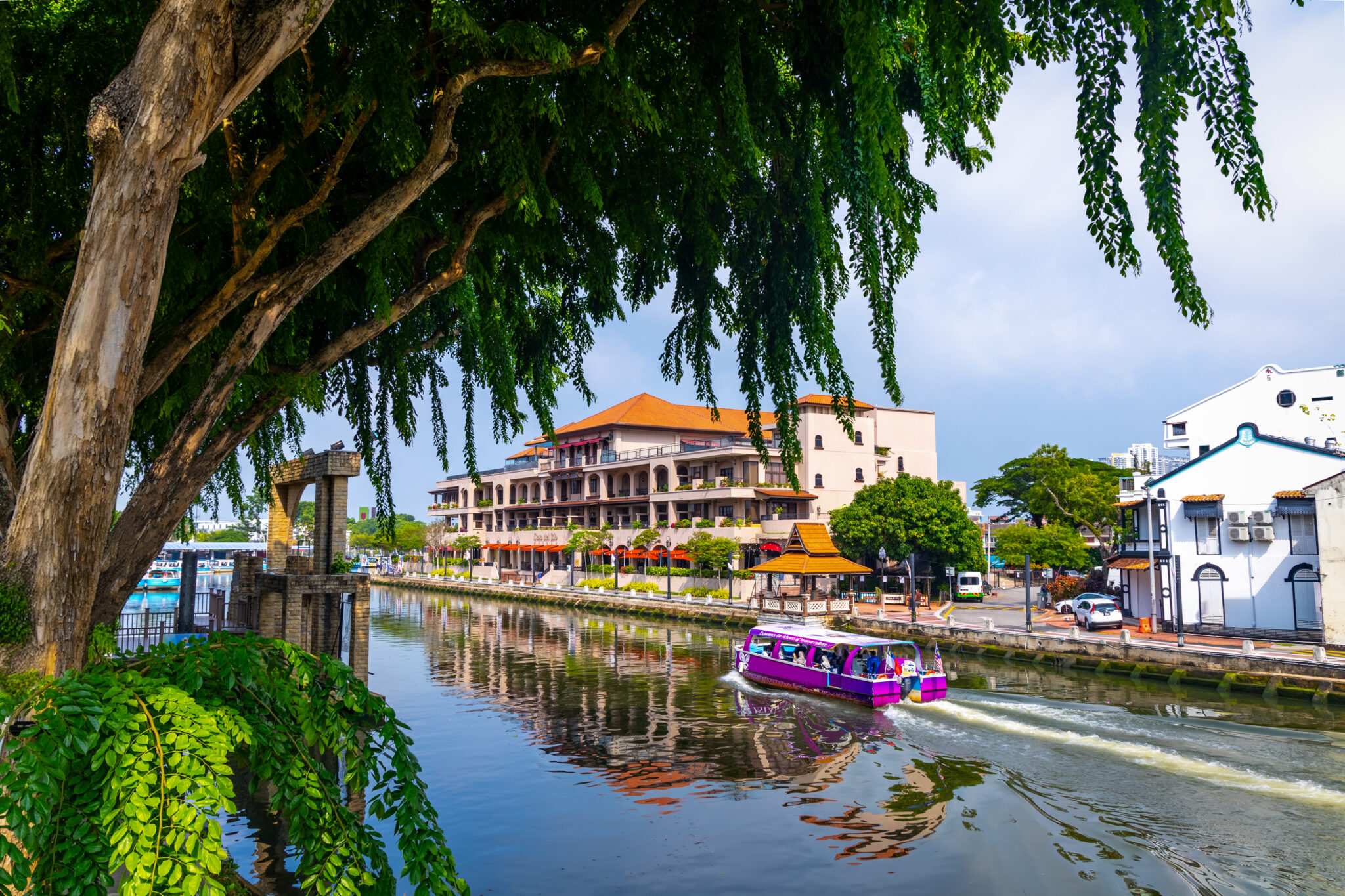Melaka River Cruise: Malaysia's Heritage Waterway